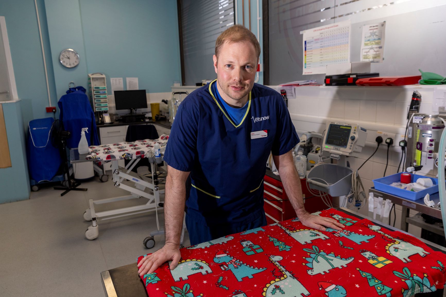 A day in the life of a Glasgow emergency vet at Christmas - Vets Now ...